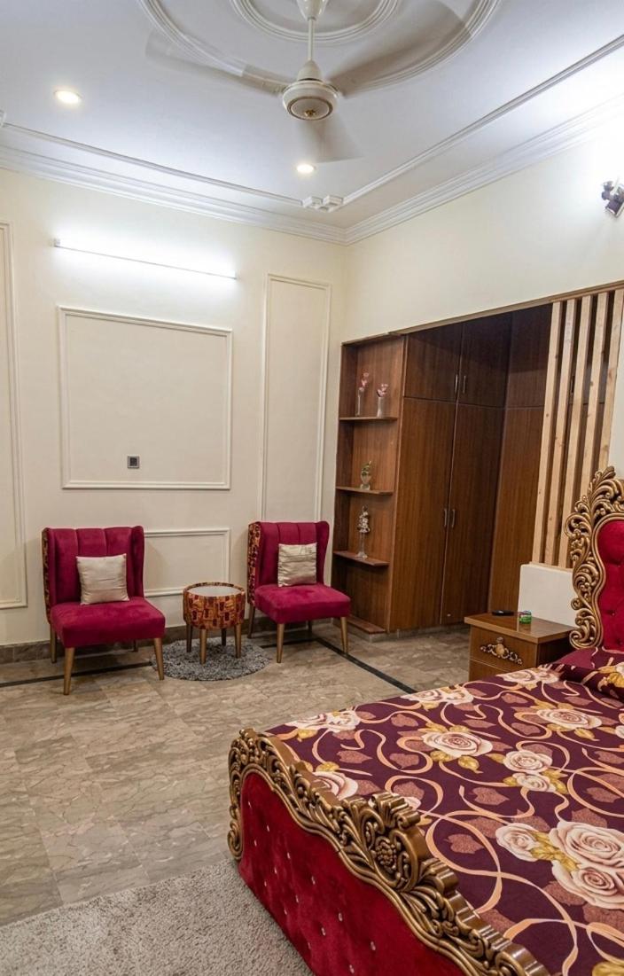 Trueshine House - Lahore