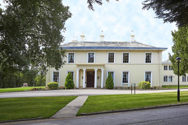 Eastwood Hall - Leicestershire