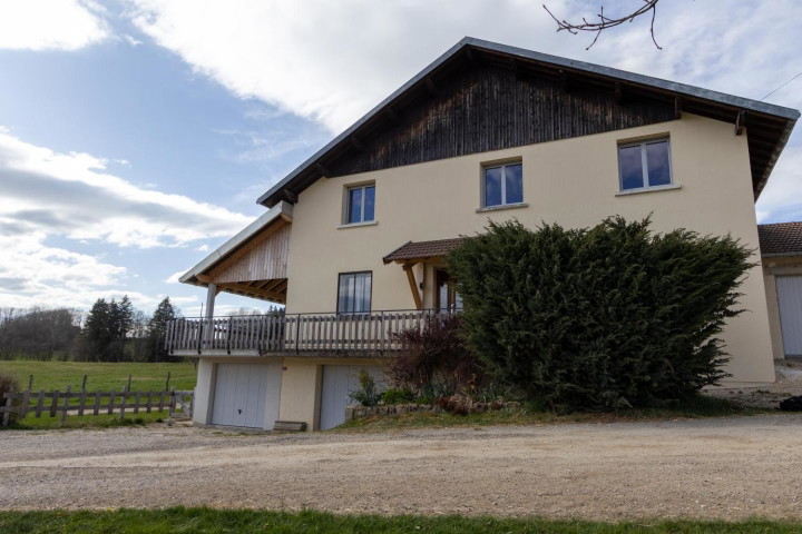 Gîte "La Partie De Bise", 12 Personnes - Le Locle