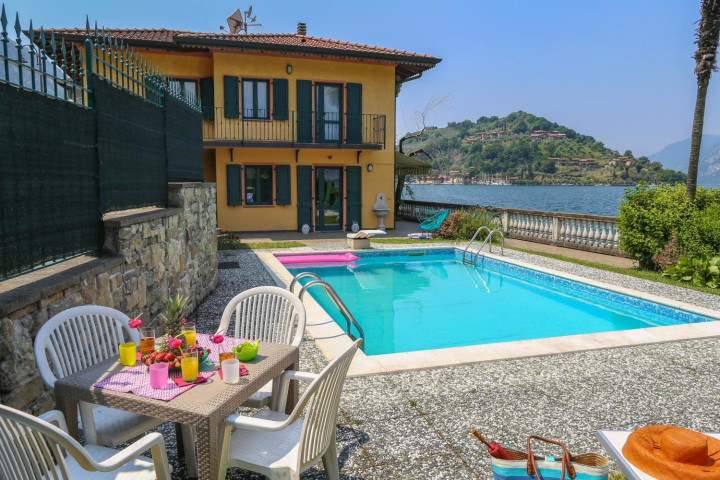 La Casa Sul Lago D'iseo - Iseo