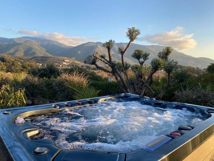 Villa Ghjuvan - Sea, Mountain & Spa - Korzika