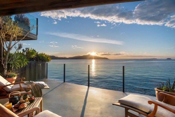 The Inn Above Tide - Tiburon, CA