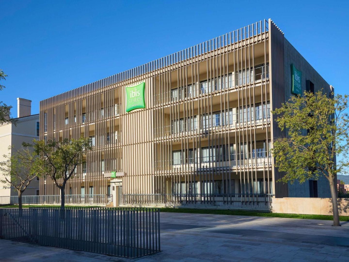 Ibis Styles Montelimar Centre - Alba-la-Romaine
