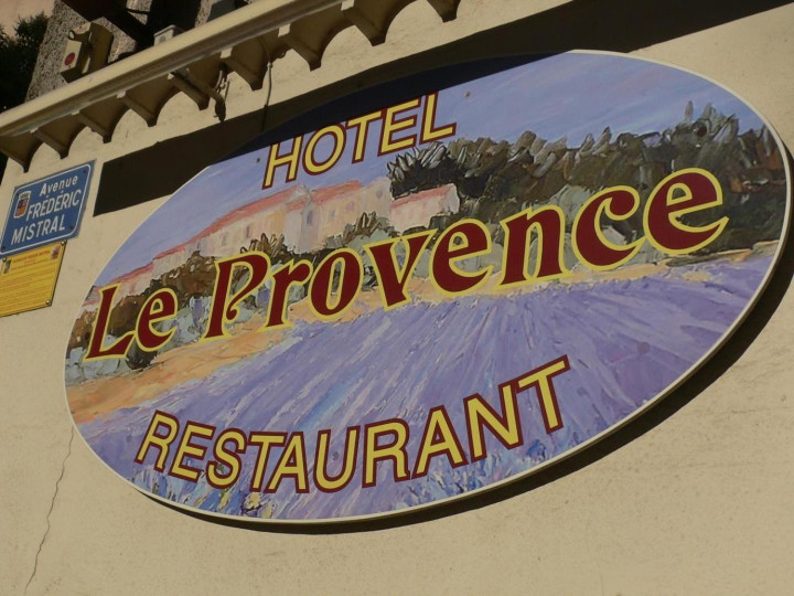Hôtel Restaurant Le Provence - Brignoles