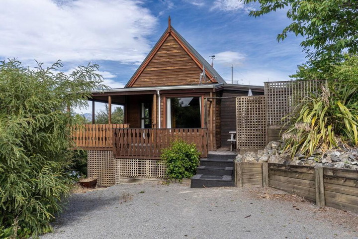 Welcome To The “Mountain Gem”! - Hanmer Springs
