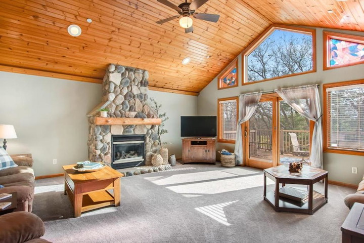 Sunset Condominiums: Castle Rock Retreat - Wisconsin