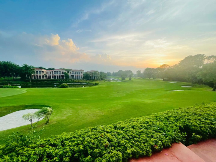 Beautiful Apartments At Tarudhan Valley Golf Resort, Manesar - Manesar
