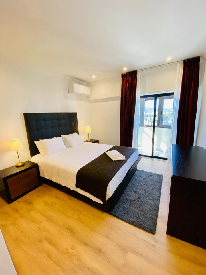 Lovely Apartment For Family And Group Of Friends - Bobadela