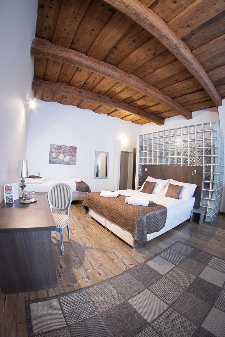 Hotel U Tří Hrušek Suites & Apartments - Tchéquie