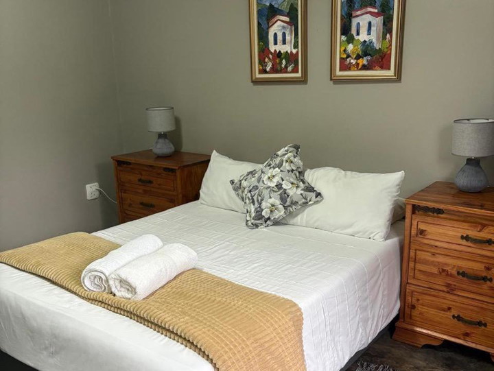 Hekpoort Rorymi Guest Farm - Magaliesburg