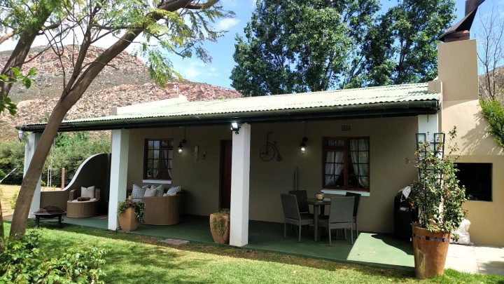 Cottage On Long - Montagu
