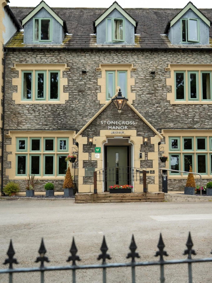 Stonecross Manor Hotel - Kendal