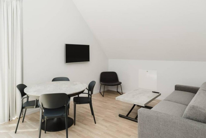 Sk67 Modern And Bright Loft With Free Parking - Stockholm