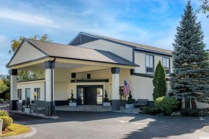 Clarion Inn Nashua - Nashua, NH