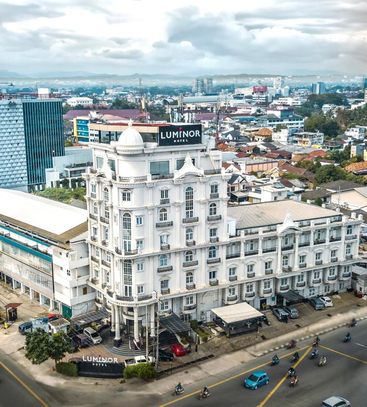 Luminor Hotel Palembang By Wh Free Massage 10 Minutes - Palembang