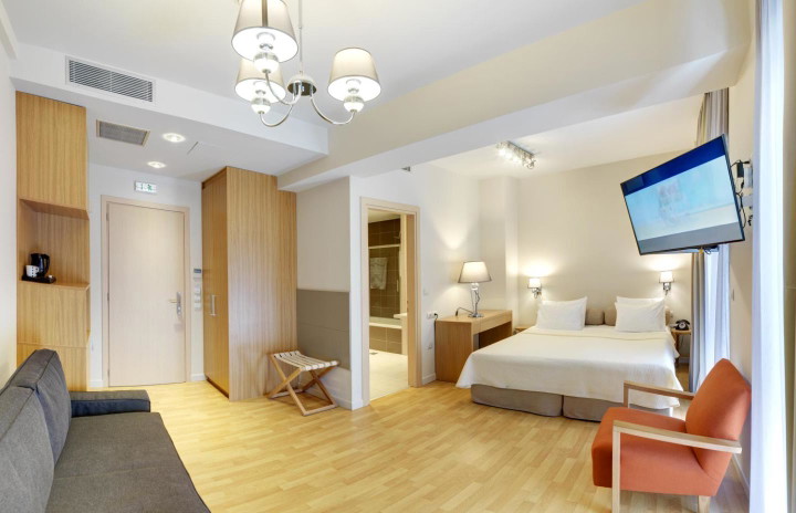 Phidias Piraeus Hotel - Greece