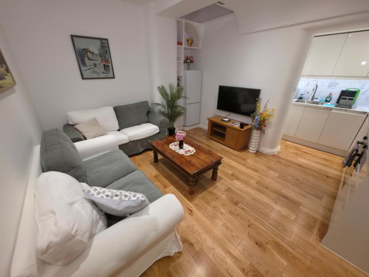 New Two Bedroom Suite - With Terrace, Lower Ground - King's Cross station - London