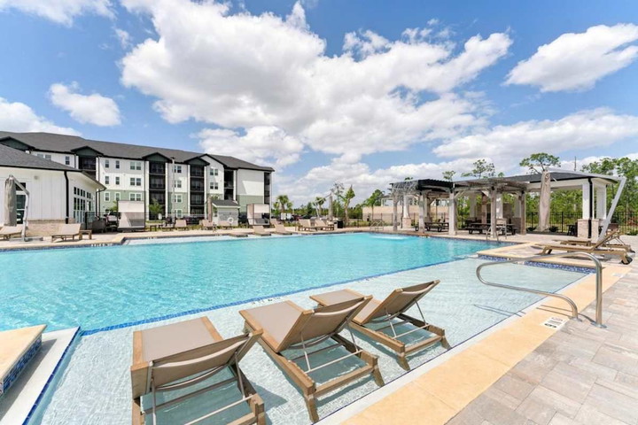 Modern Oasis - Fort Myers