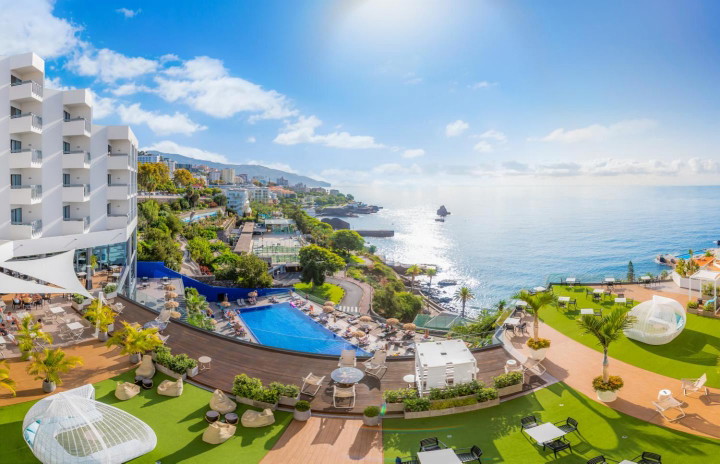 Hotel Baia Azul - Madeira Island