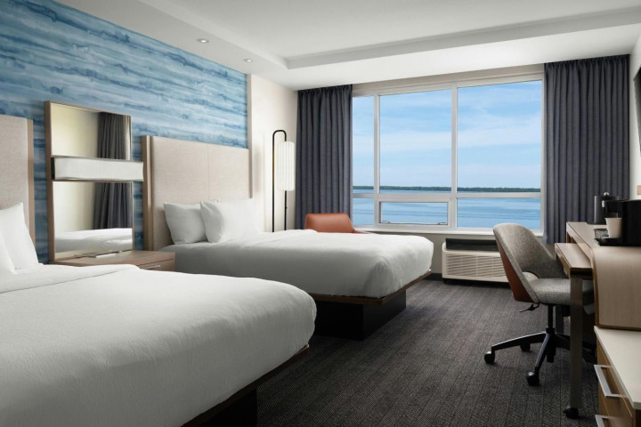 Courtyard By Marriott Erie Bayfront - Erie, PA