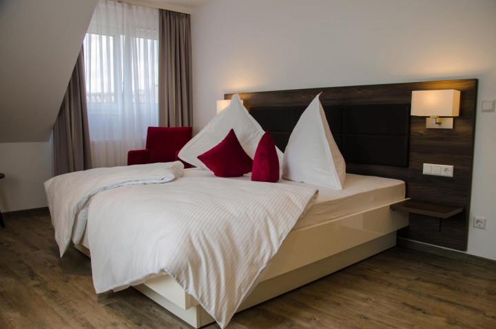 Hotel Restaurant Lamm - Pforzheim