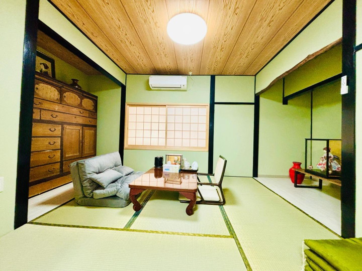 机场地铁直达 心斋桥2站 早餐 停车無料 - Osaka, Japan