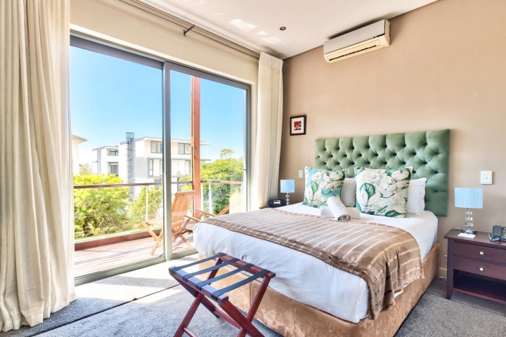The One 8 Hotel In Green Point - Solar Power - Camps Bay