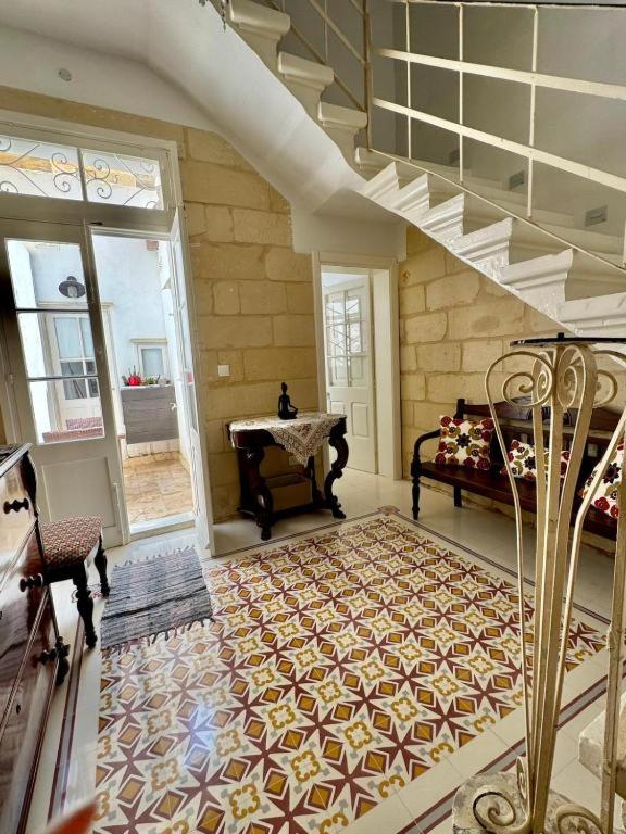 Valperga The Charming Home In Cospicua Old City - Valletta