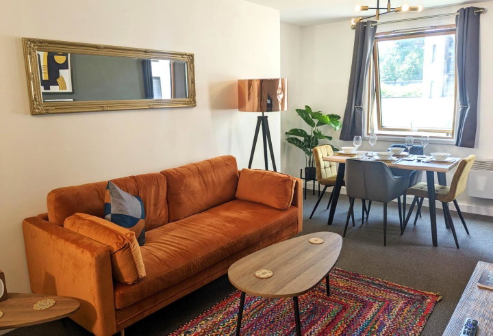 Beautiful Coventry City Centre Apartment - Free Parking - Coventry