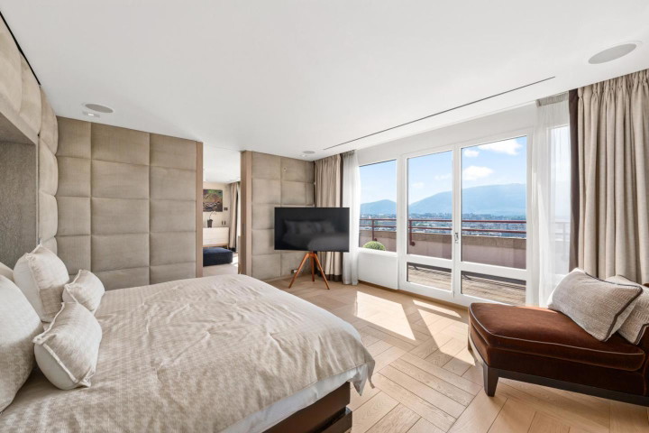 Exclusive 3 Bedroom Luxury Penthouse - Genebra