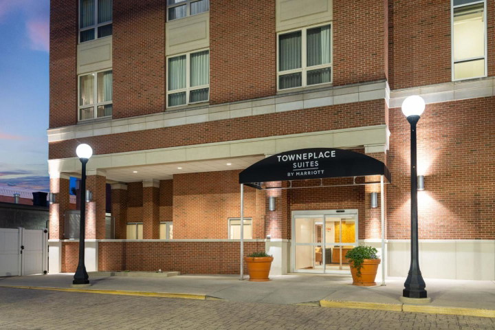 Towneplace Suites By Marriott Champaign - Champaign, IL