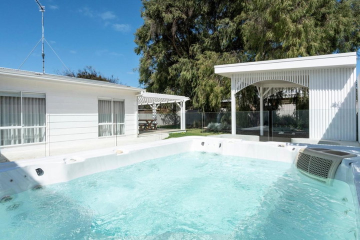 Coastal Waters - Spa, Sleeps 8, Newly Renovated - Barwon Heads