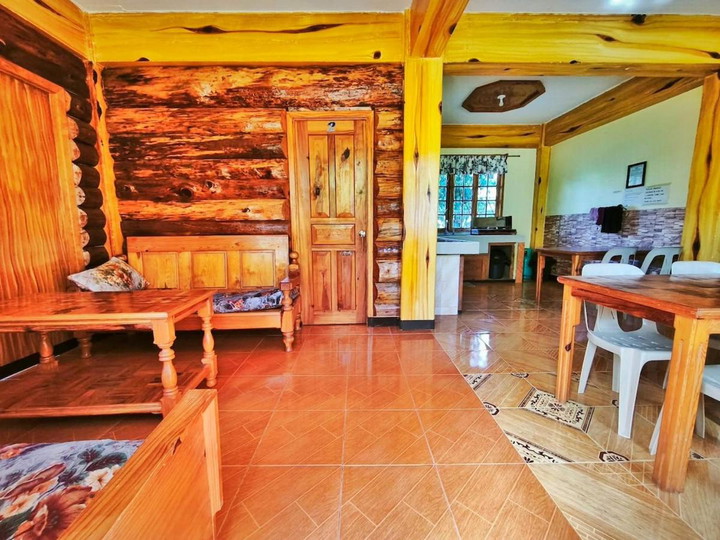 Cozy & Ruztik 2 Bedroom Apartment With Parking Onsite Within Town Proper! - Sagada