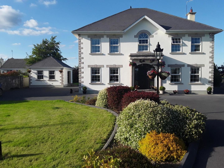 Doonard Manor B&b - Loughrea