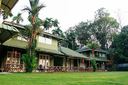 Elephant Pass Ayurveda & Yoga Retreat - Kerala