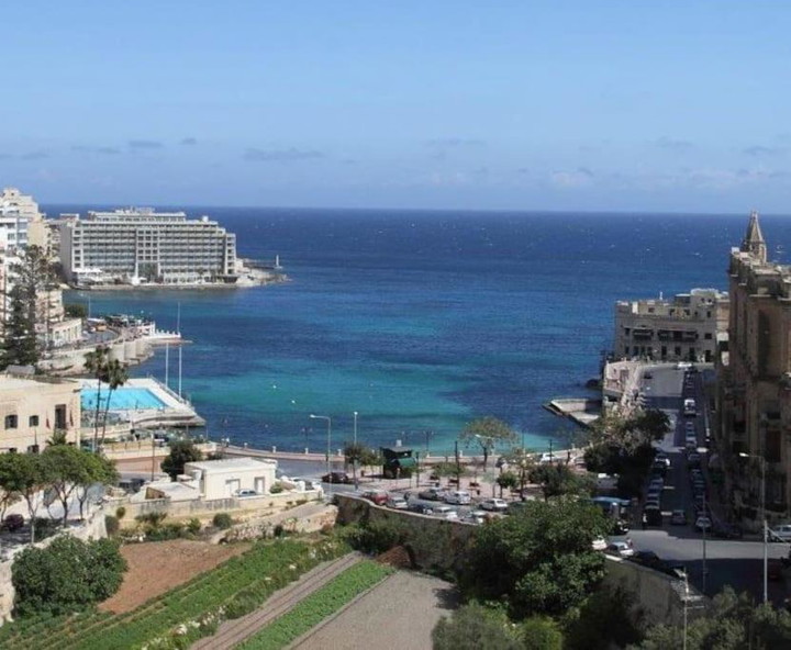 1 Bedrm Apt Seaview Balluta Bay (14) - Malte