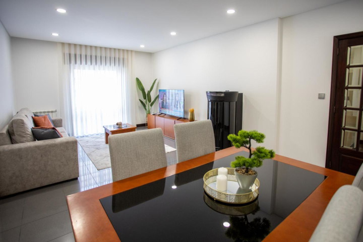 Matriz Inn Iii - Apartamento T3 No Centro De Fafe - Fafe