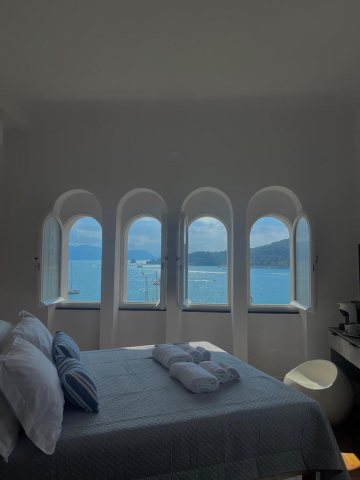 Le Finestre Veneris - Lerici
