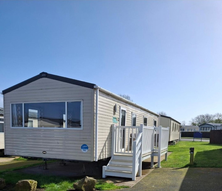 Buckingham Breeze Haven Caravan Hire Marton Mere Blackpool - Lytham St Annes