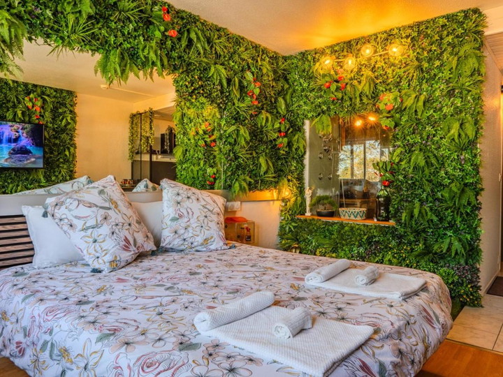Jungleroom Vegetal And Romantic, Parking - Carquefou