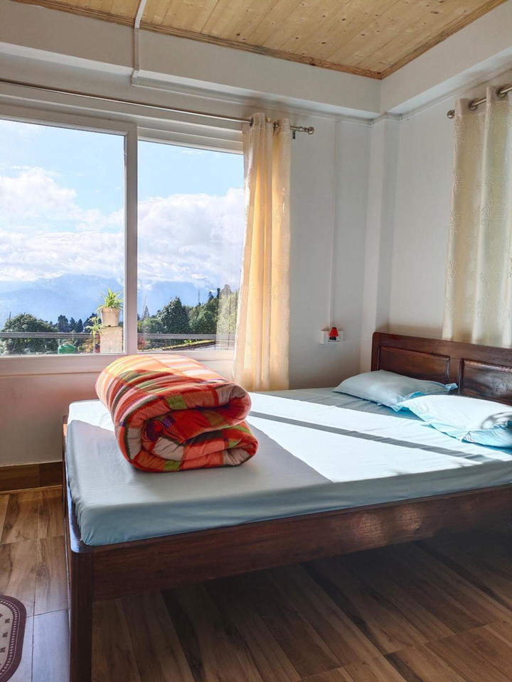 Pinescape Homestay - China