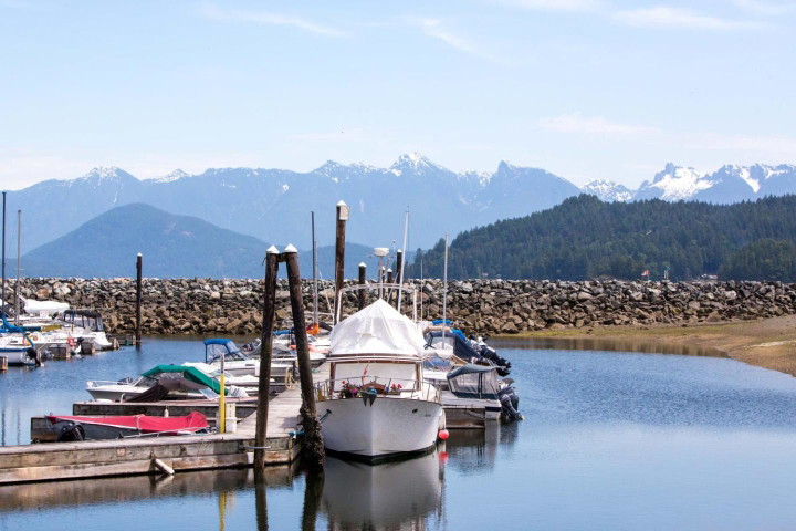 Gibsons Harbour Retreat - Bowen Island