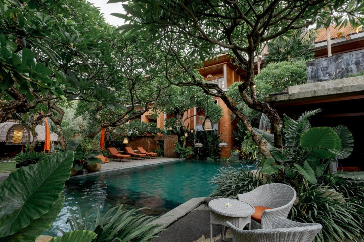 Fourteen Roses Boutique Hotel, Kuta - Denpasar