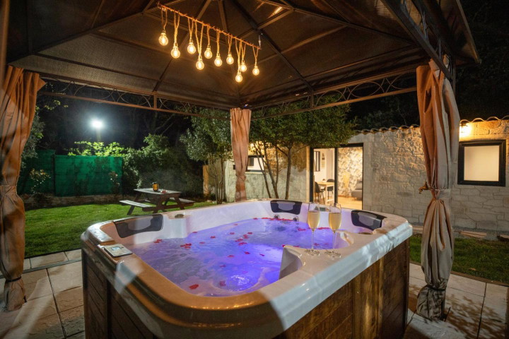 Ô Jacuzzi Du Mazet - Montpellier