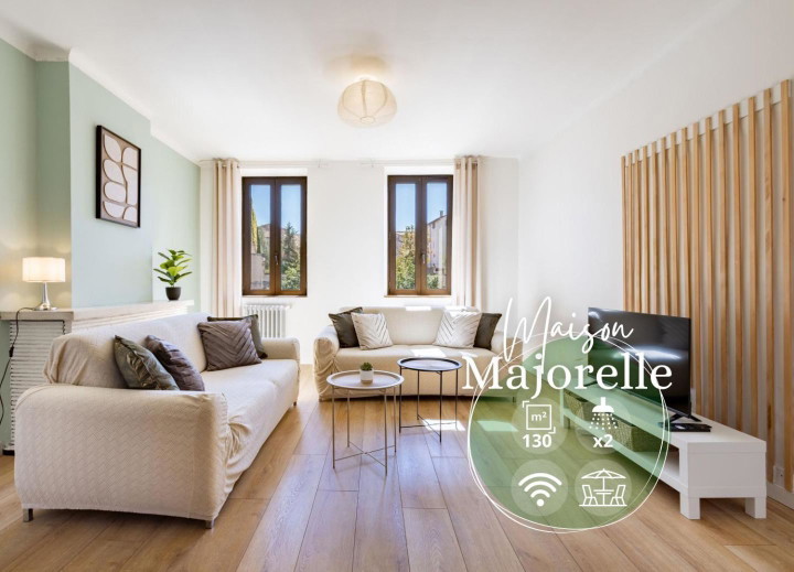 Majorelle - Maison De Ville, Cour Intérieure Aménagée, 4 Chambres, 8 Pers - Castres