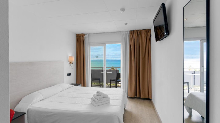 Hotel Vela - El Port de la Selva