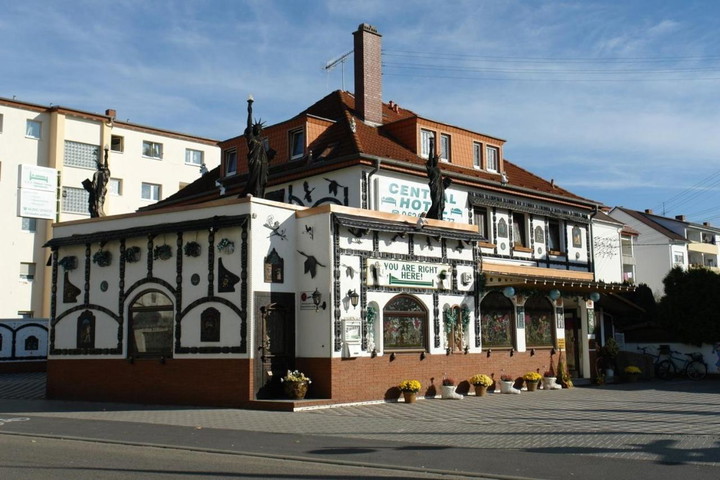 Central Hotel - Hockenheim