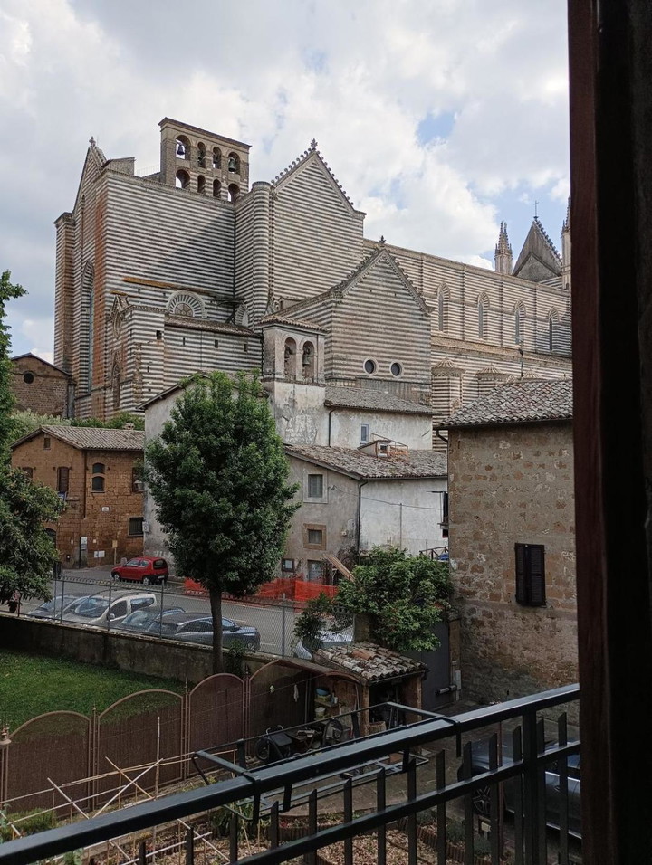 Elena's Ito55o23c1o1o32515 - Orvieto