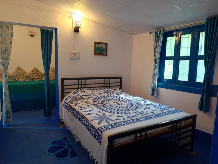 Casa Blue Heritage Farmstay - Mccluskieganj - India