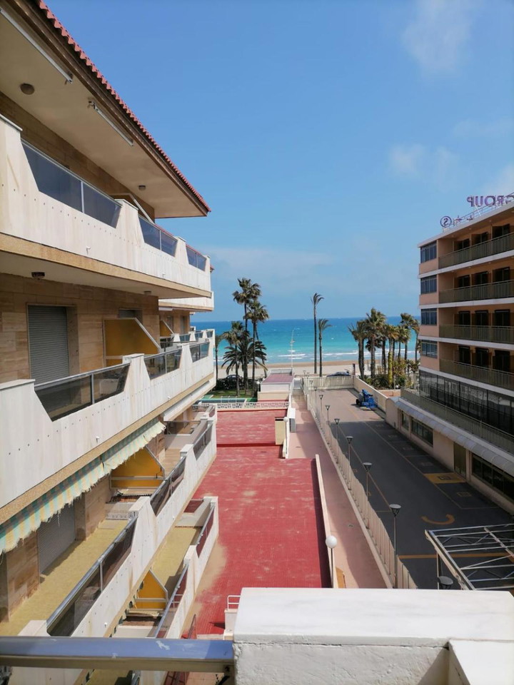 Urbanización Bahía Mar Con Piscina - Peniscola